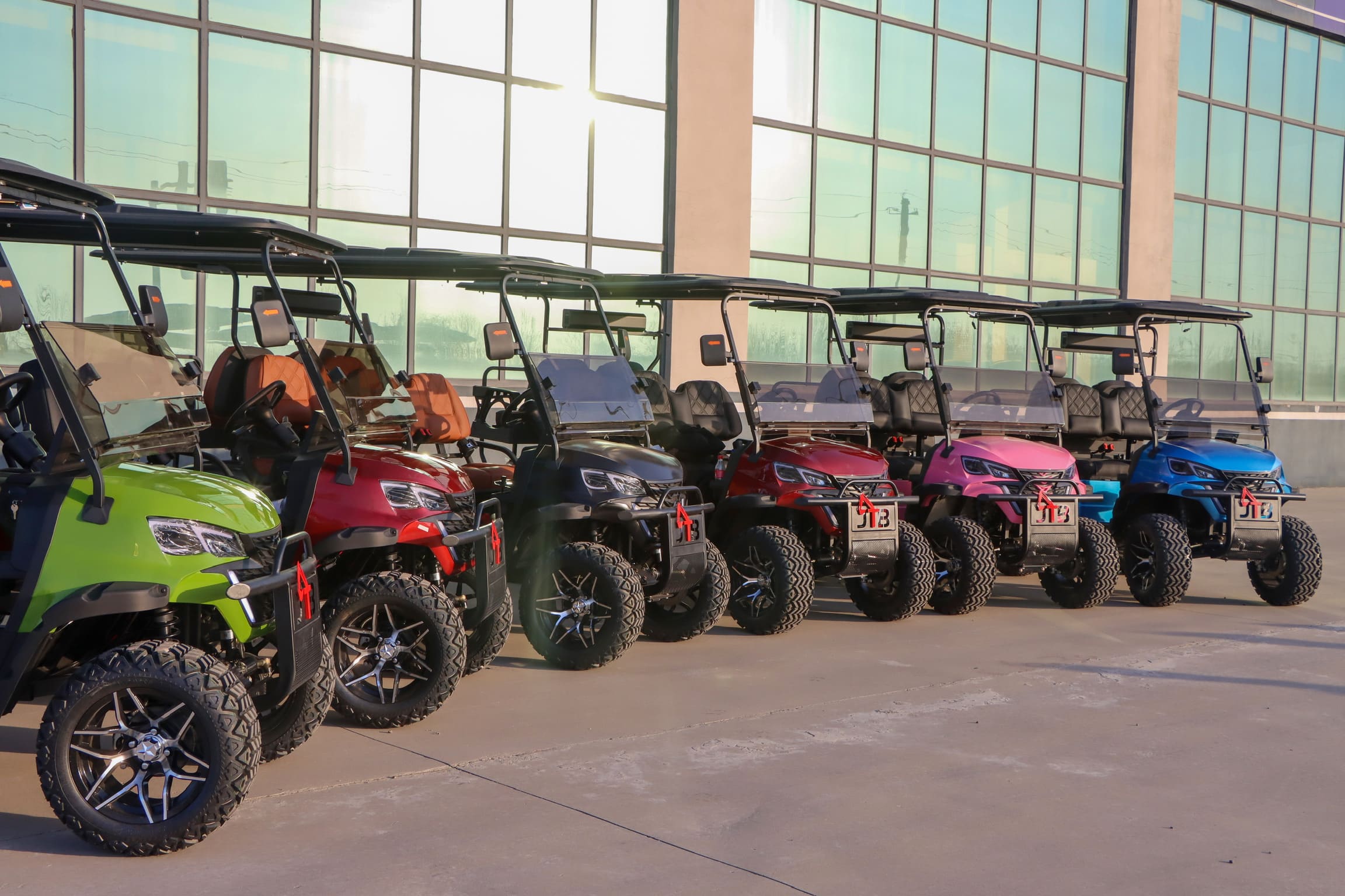 What Are the 15 Most Popular Customization Options for Wholesale Golf ...